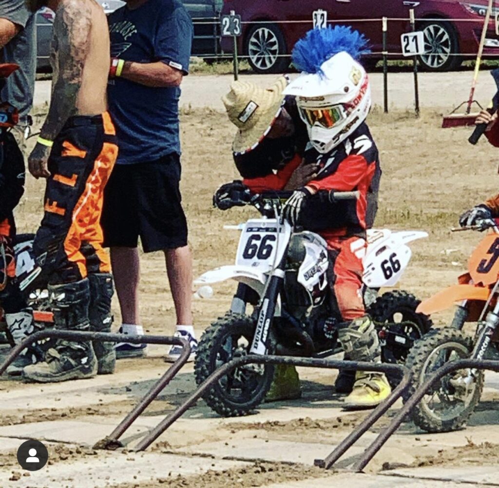 Helmet Mohawk – PC RACING USA